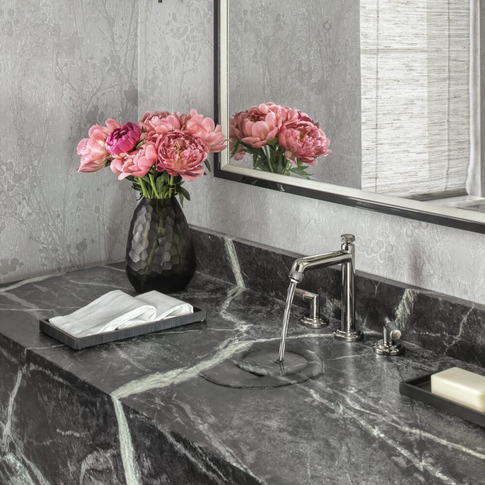 Integrated Sinks for Kitchen and Bath