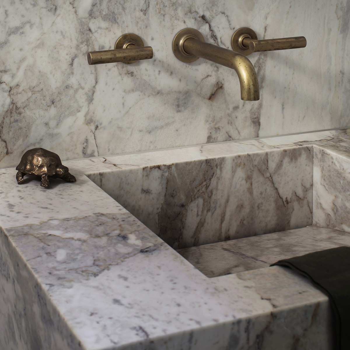 Stone Integrated Sinks by Stone Fabricators - SFIStone.com